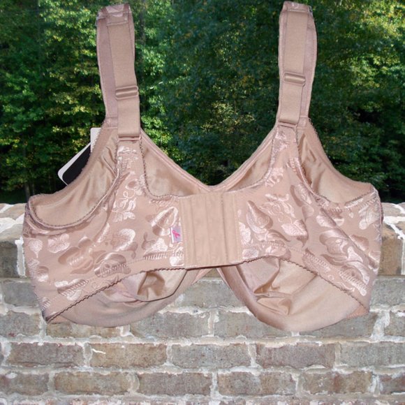 Wacoal | Intimates & Sleepwear | Wacoal Awareness Underwire Bra Size ...
